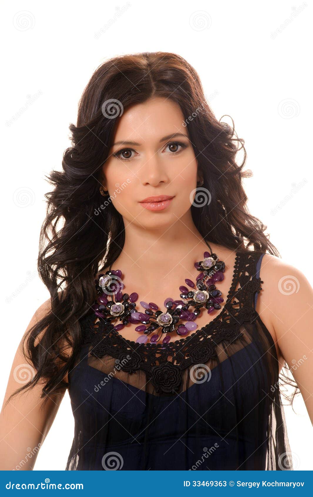 Belle Fille Dans Une Robe Noire Photos stock - Image: 33469363 Belle Fille Dans Une Robe Noire Photos stock - Image: 33469363
