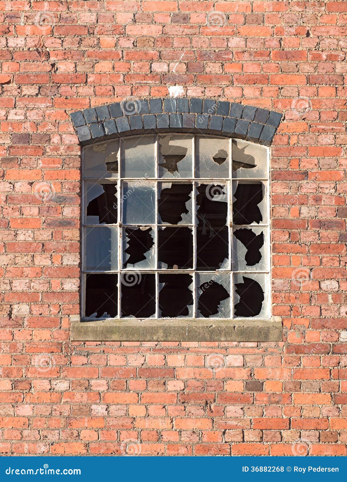 Broken Window Royalty Free Stock Photos - Image: 36882268 Broken Window Royalty Free Stock Photos - Image: 36882268