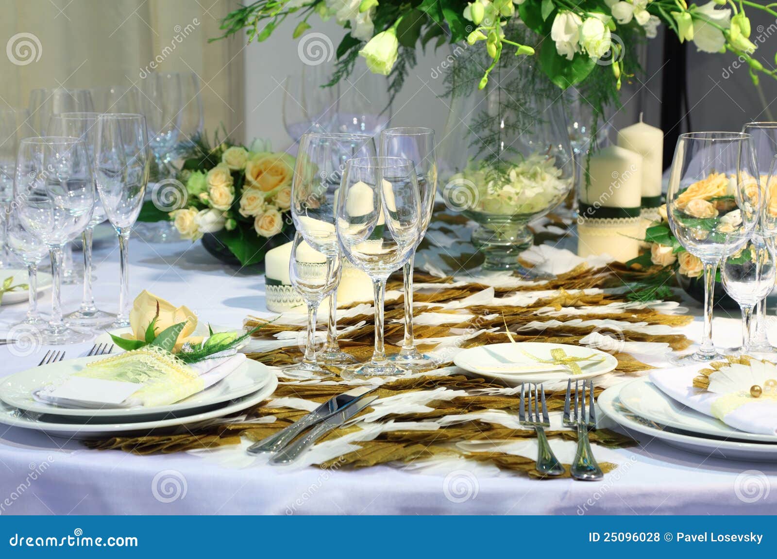 Details Of Beautiful Table Set For Wedding Dinner Royalty Free Stock ... Details Of Beautiful Table Set For Wedding Dinner Royalty Free Stock ...