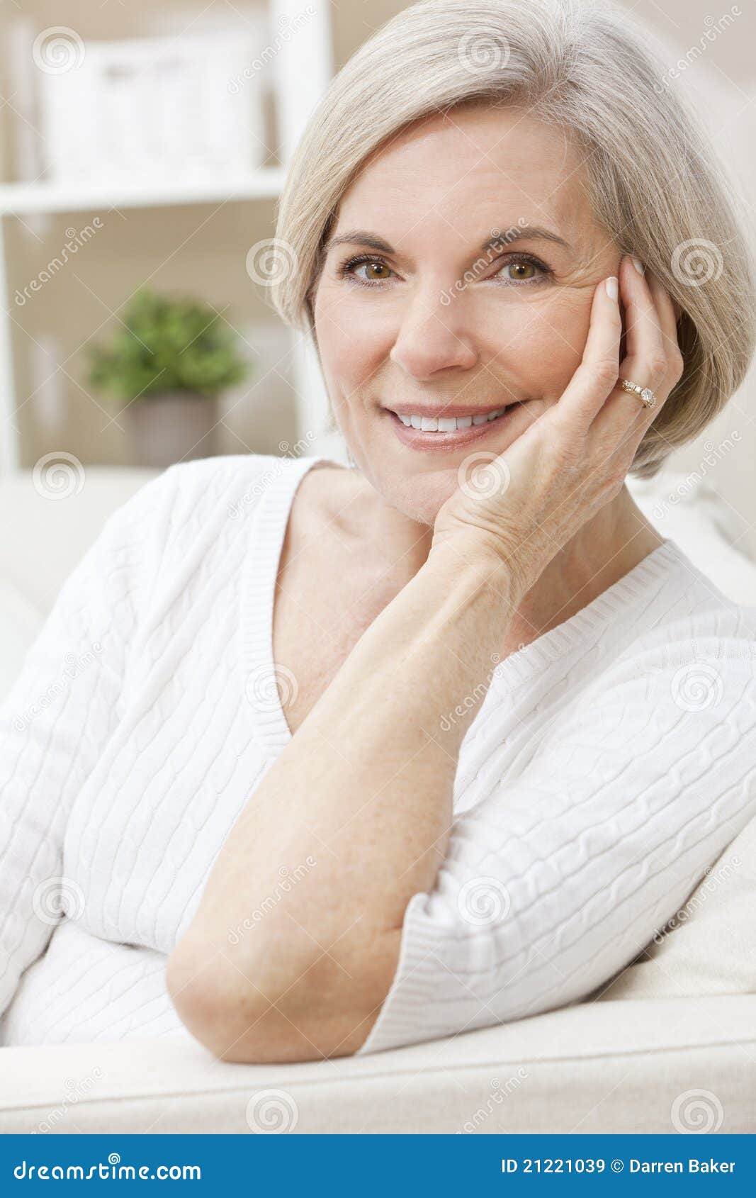 Happy Smiling Attractive Senior Woman Royalty Free Stock Images - Image ... Happy Smiling Attractive Senior Woman Royalty Free Stock Images - Image ...