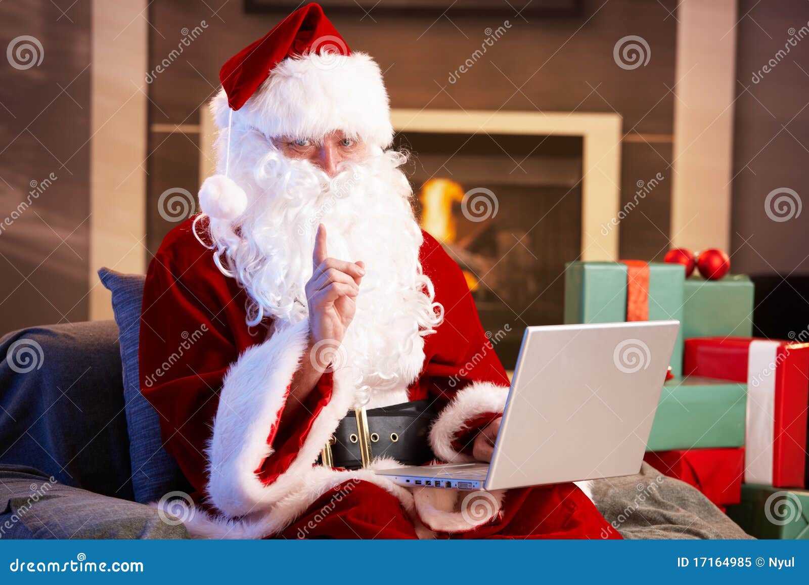 Santa Using Computer Royalty Free Stock Photo - Image: 17164985 Santa Using Computer Royalty Free Stock Photo - Image: 17164985