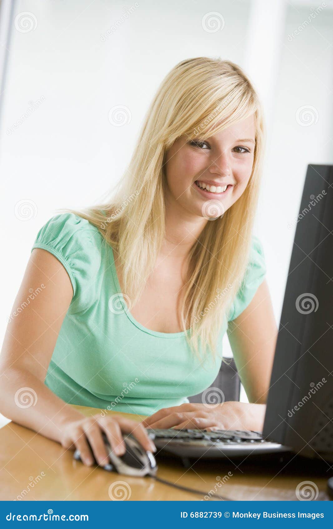 Teenage Girl Using Desktop Computer Royalty Free Stock Images - Image ... Teenage Girl Using Desktop Computer Royalty Free Stock Images - Image ...