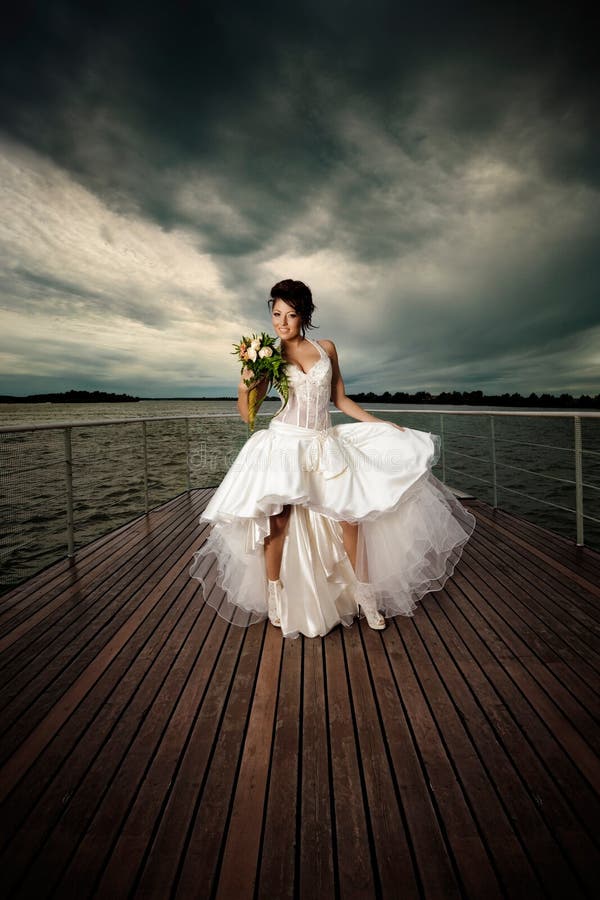 Alineadas de boda foto de archivo. Imagen de needled - 27221354