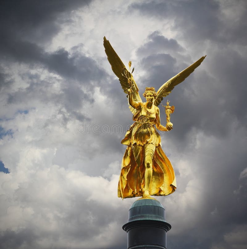 Ángel de la paz foto de archivo. Imagen de concepto, escultura - 32874798