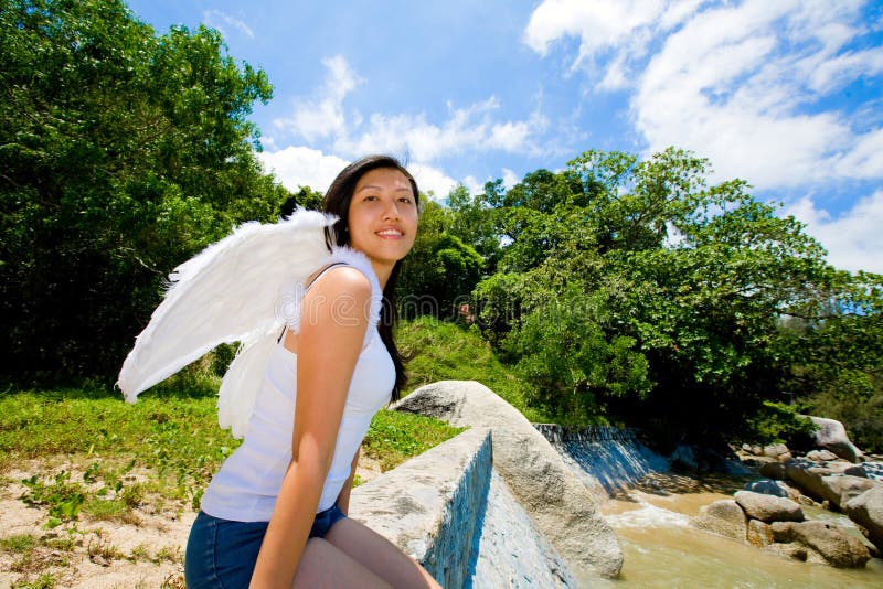 Ángel feliz imagen de archivo. Imagen de playa, horizonte - 4749195