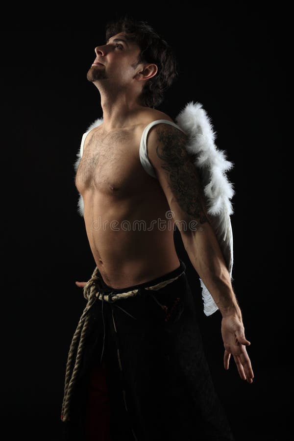 Ángel Negro Imagen. Imagen: 8412575