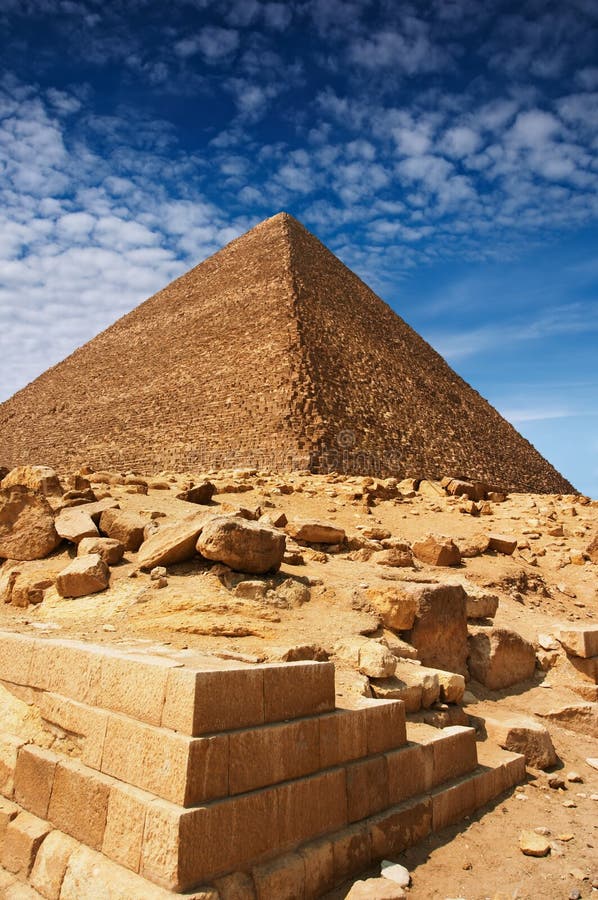 Panorama Der Pyramiden in Giza Stockbild - Bild von ägypten, bewölkt ...