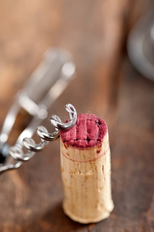 Échantillon de vin rouge photo stock. Image du bordeaux - 38772078