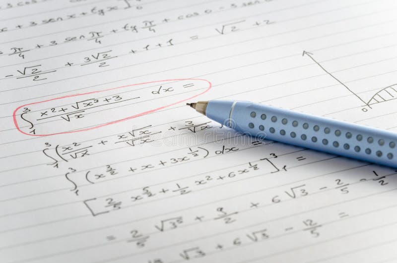 équations mathématiques photo stock. Image du algèbre - 75803716