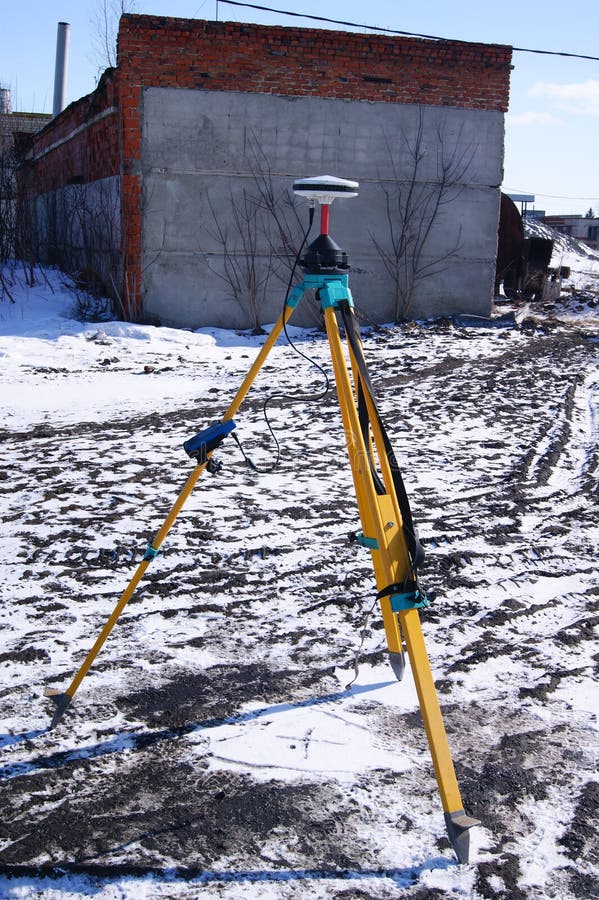 Équipement, Technologie D'arpenteur Photo stock éditorial - Image du ...