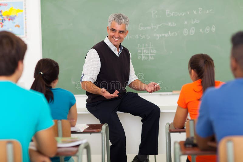 Étudiants De Leçon De Professeur Photo stock - Image du diversité ...
