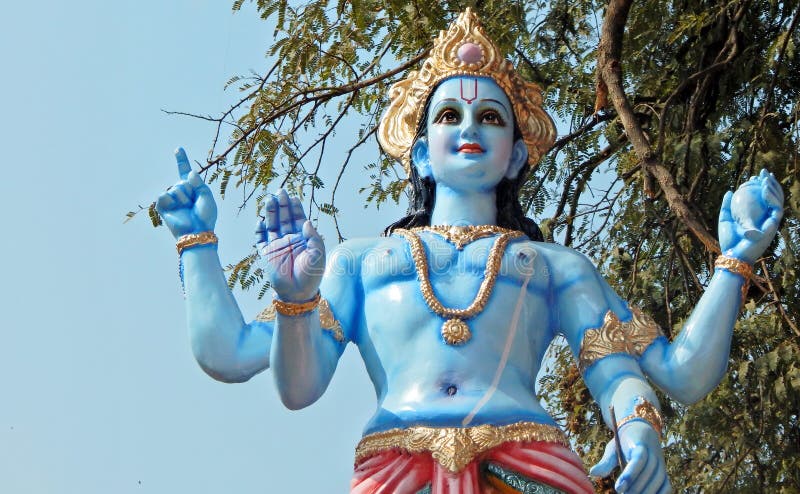 Ídolo de dios hindú Vishnu foto editorial. Imagen de indio - 70018791