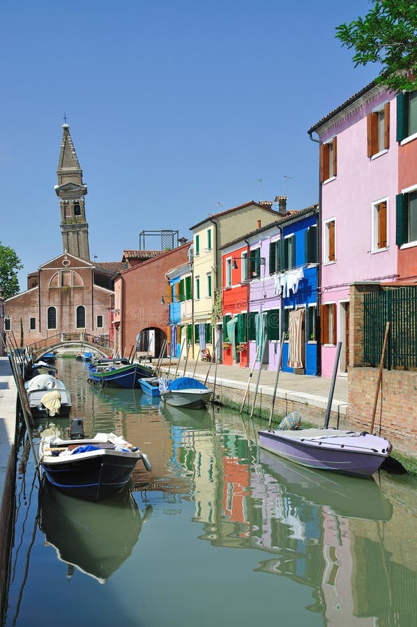 Île De Burano, Venise, Italie Image stock - Image du tour, destinations ...