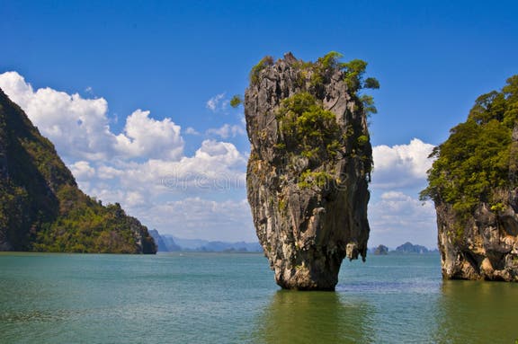 Île de James Bond image stock. Image du andaman, bleu - 18272391