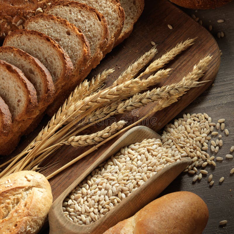 Świeży chleb obraz stock. Obraz złożonej z śniadanie - 33407173