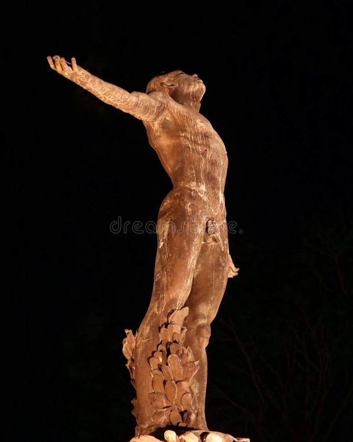 Статуя Oblation редакционное фото. изображение насчитывающей статуя ...