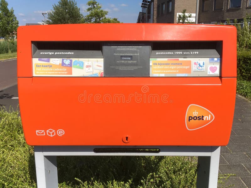 橙色PostNL邮箱 编辑类库存图片. 图片 包括有 邮箱, 过帐, 信函, 荷兰, 邮政, 荷兰语, 信箱 - 94137724