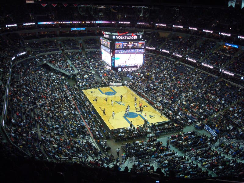 比赛nba 编辑类库存图片. 图片 包括有 球员, 城市, 体育场, 魔术, 比赛, 风扇, 资本, 华盛顿 - 13623124
