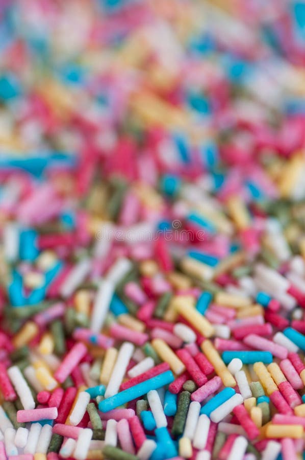 蛋糕springles 库存图片. 图片 包括有 充分, 甜甜, 粉红色, 对象, 空白, 当事人, 框架 - 23599455