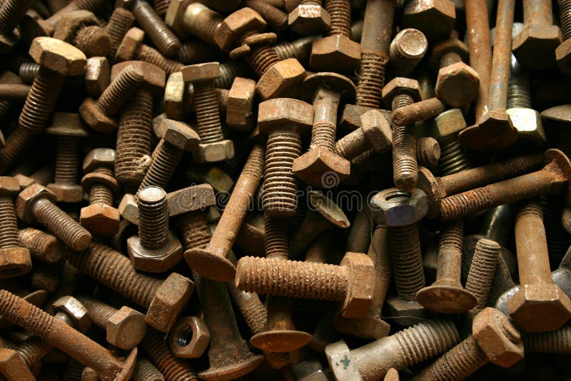 生锈的螺丝二 库存照片. 图片 包括有 回报, 行业, 金属, 铆钉, 对象, 维修服务, 构建, 现有量 - 13802126