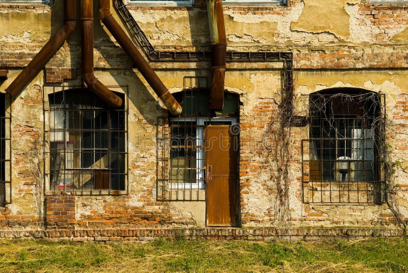 Rundown Industry Urban Factory Building Stock Photo - Image of roof ...