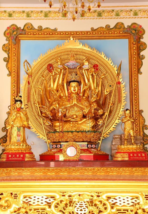 1000 Hands of Guan Im Buddha Stock Image - Image of avalokitesvara ...