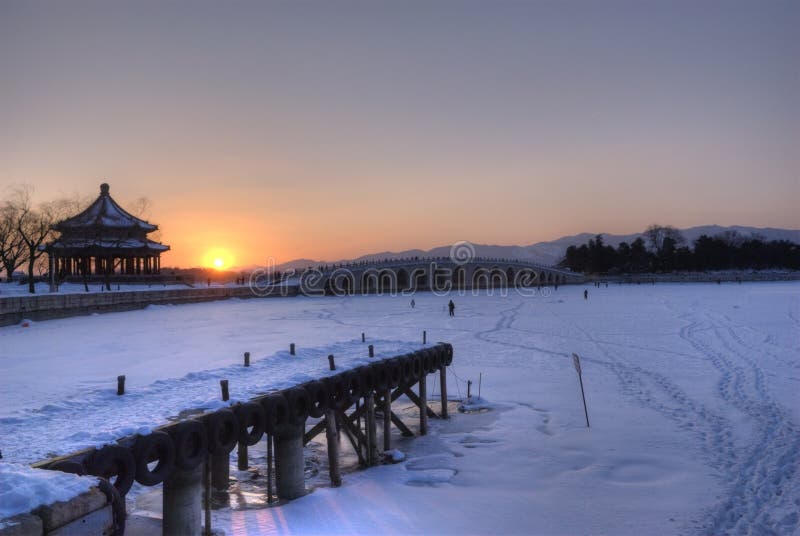 17 arch bridge in sunset stock photo. Image of dock, golden - 12598782