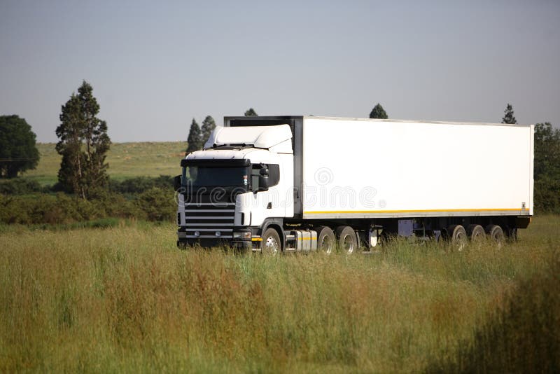 634 18 Wheeler Stock Photos - Free & Royalty-Free Stock Photos from ...