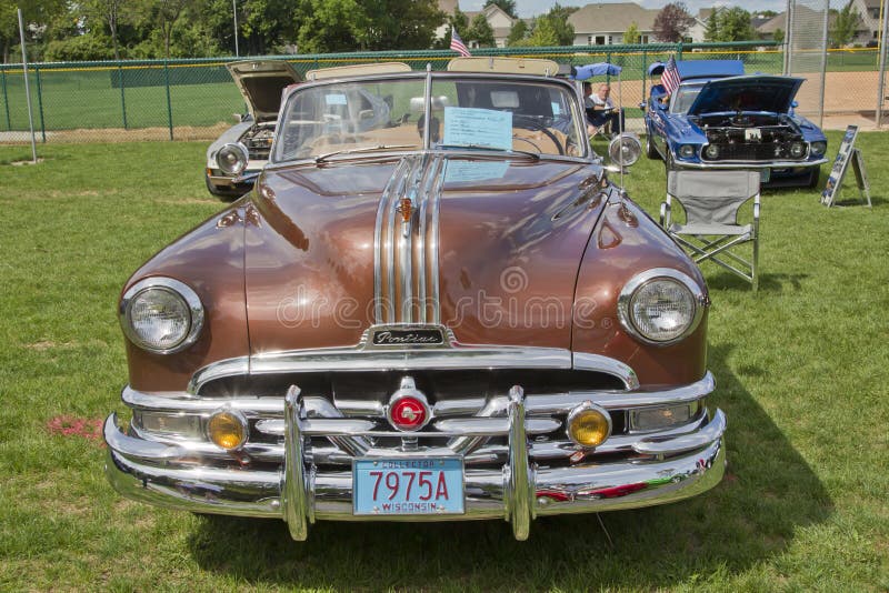 1951 Pontiac Chieftain Front View Editorial Image - Image of brown ...