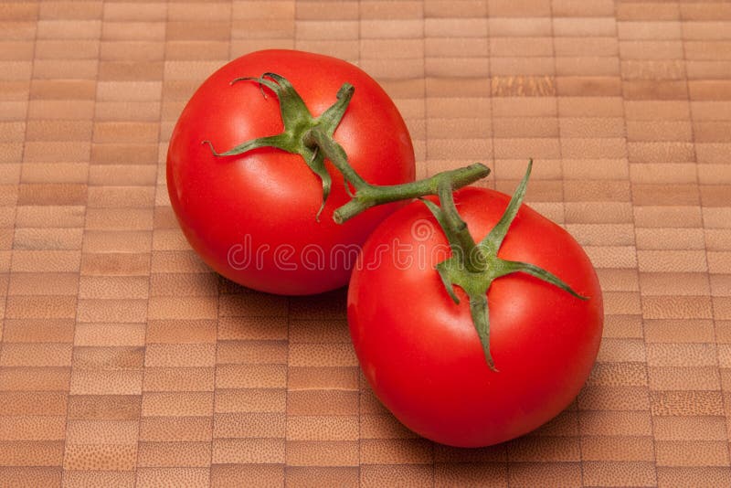 2 Tomaten 1 stock image. Image of tomato, healthy, snack - 21987339
