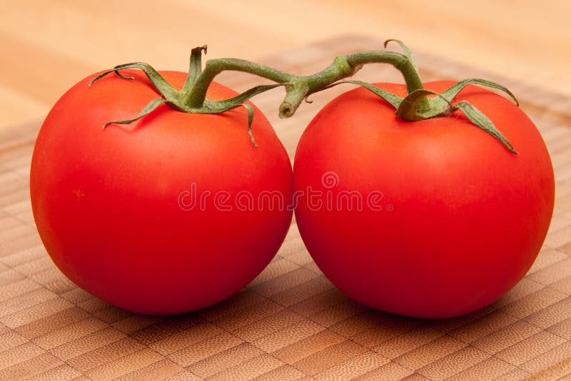 2 Tomaten 3 stock photo. Image of tomato, snack, tomatoes - 21987356