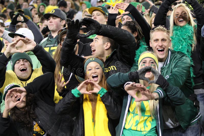 Duck Football editorial image. Image of oregon, autzen - 53814675