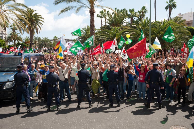 29-M editorial image. Image of protest, syndicalism, flag - 24089420