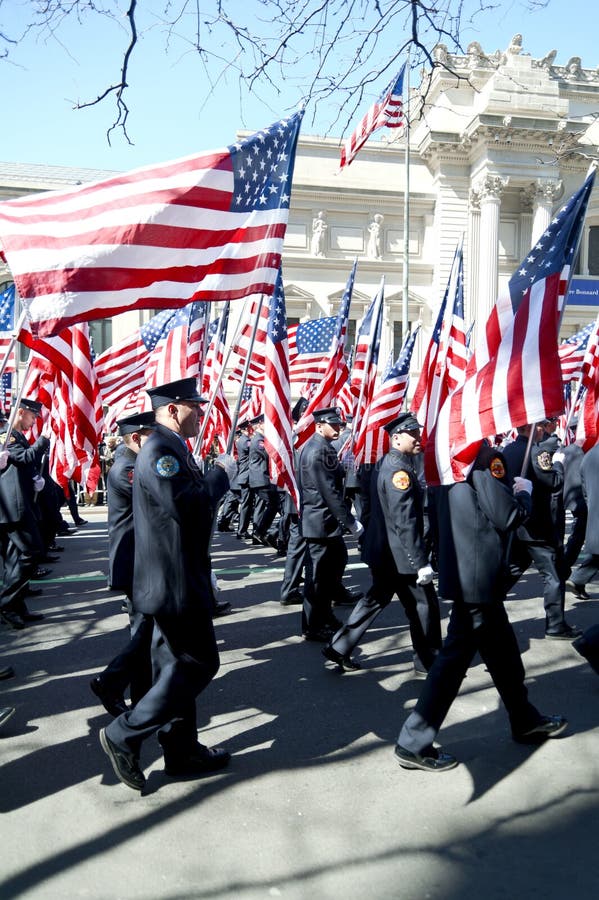 343 FDNY Flag Bearers in NYC Parade Editorial Photo - Image of flag ...