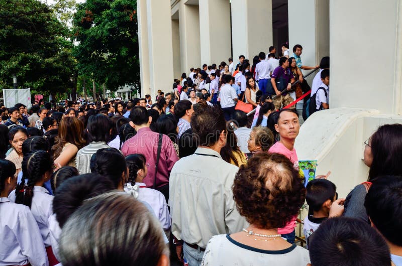 4,200 Student Waiting For Entrance Exam Editorial Photo - Image of ...