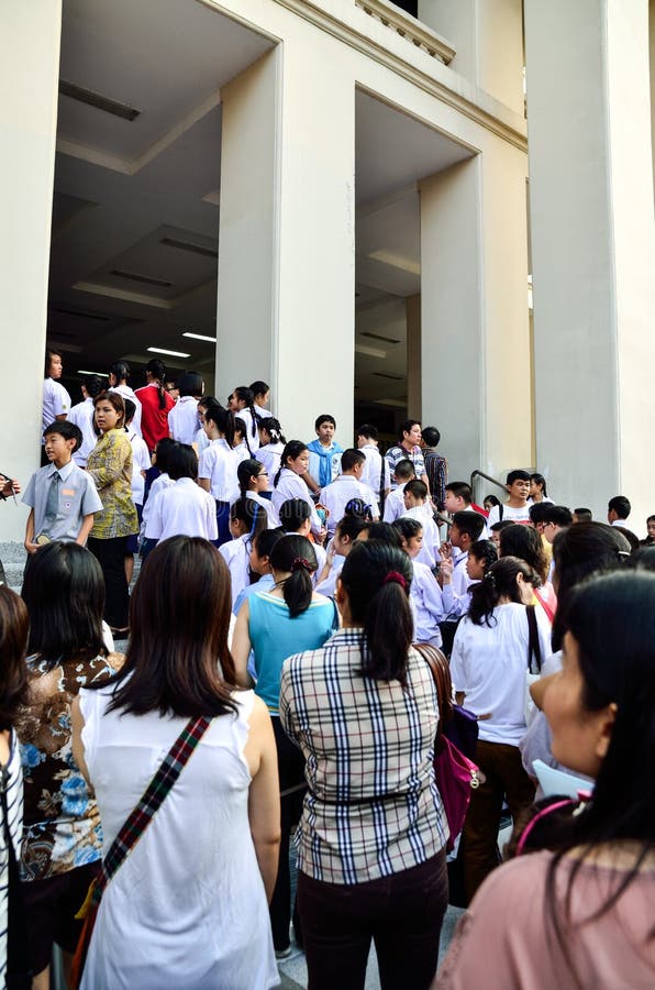 4,200 Student Waiting For Entrance Exam Editorial Photo - Image of ...
