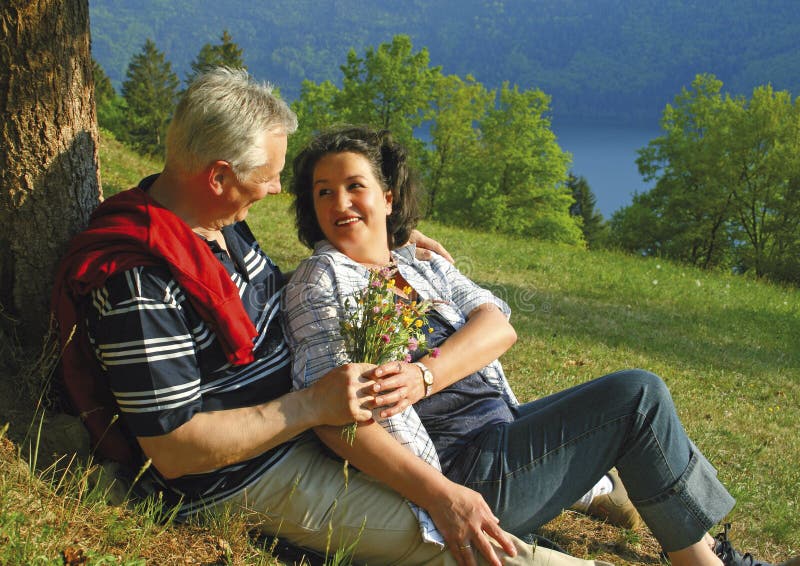 40 Jahre der Liebe 10 stockbild. Bild von herbst, lachen - 4945387