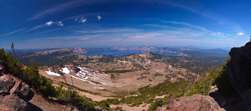 44 Megapixel Panorama of Crater Lake Stock Image - Image of water, tree ...