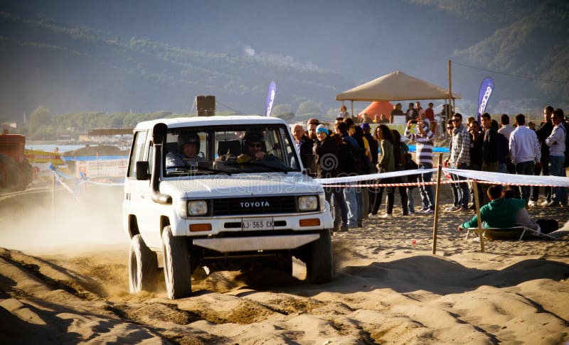4x4 racing on the beach editorial stock photo. Image of race - 21632658