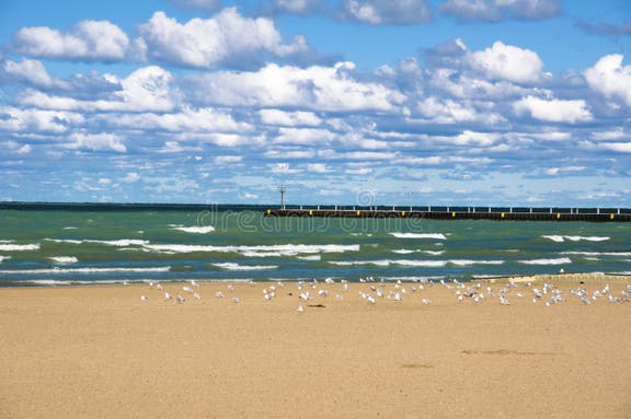 57th Street Beach (Chicago) Stock Photo - Image of breakwater, lake ...