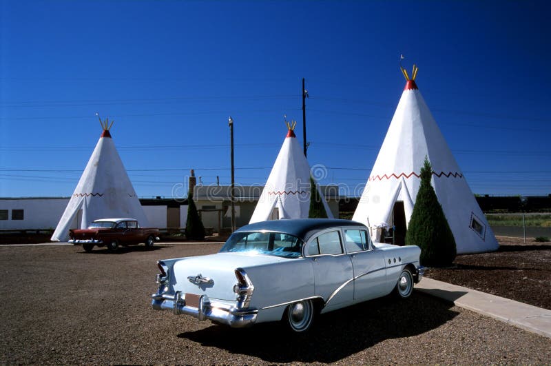 7 oldtimer tipis стоковое фото. изображение насчитывающей яркое - 2331926