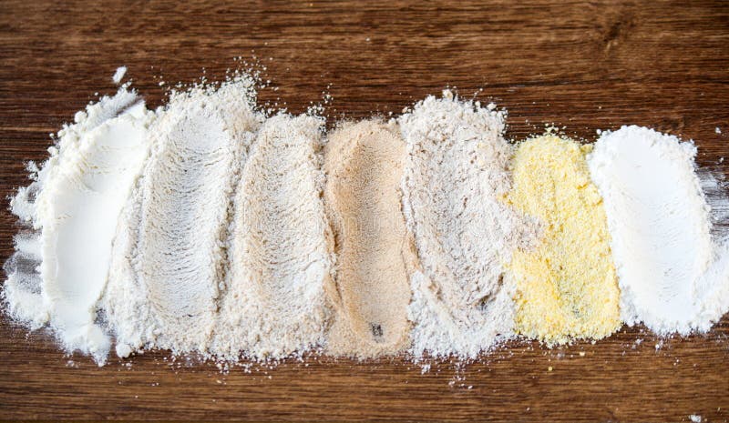 7 types de farine image stock. Image du wholemeal, cornmeal - 28782441