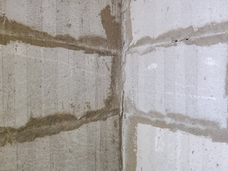 AAC (Autoclaved Aerated Concrete) Blocks Wall Corner Stock Photo ...