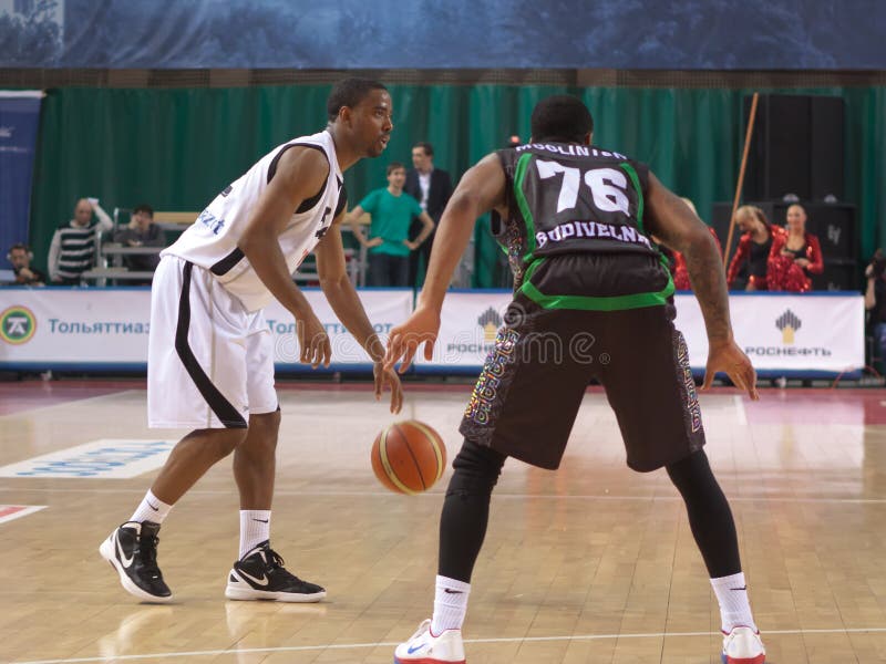 Aaron Marquez Miles editorial image. Image of player - 24105490