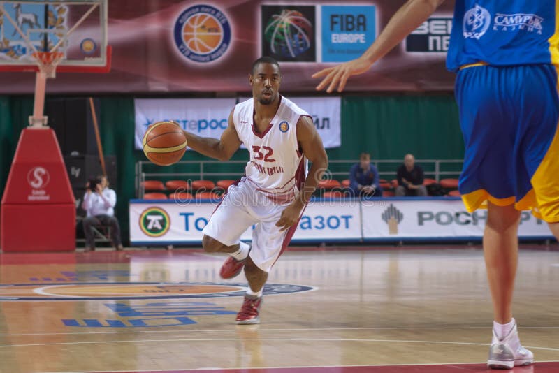 Aaron Marquez Miles editorial photography. Image of floor - 29126287