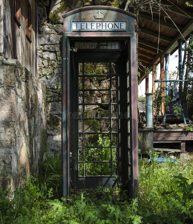 Abandon Telephone Booth stock image. Image of communication - 25539961
