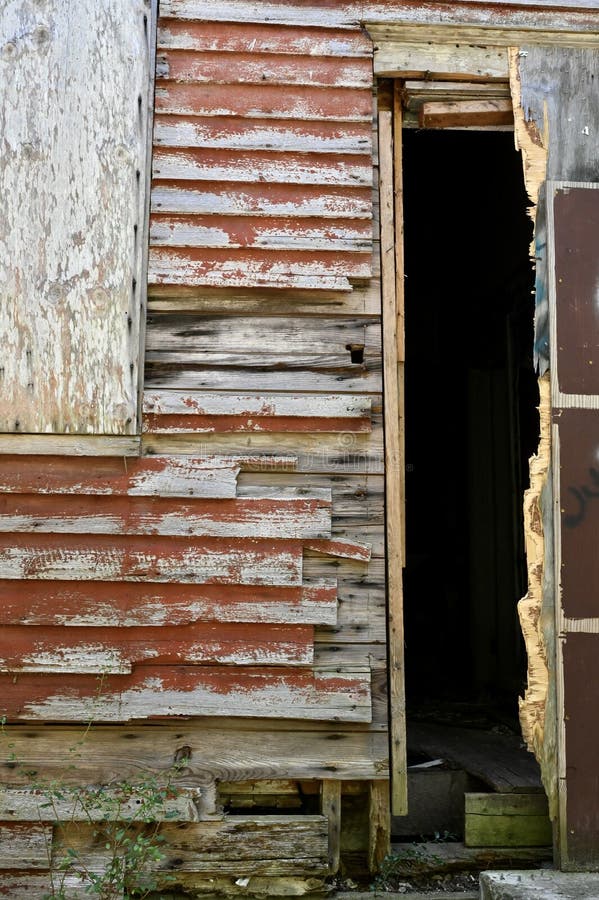 Abandoned Building Break in Stock Image - Image of squatters, hoodlum ...
