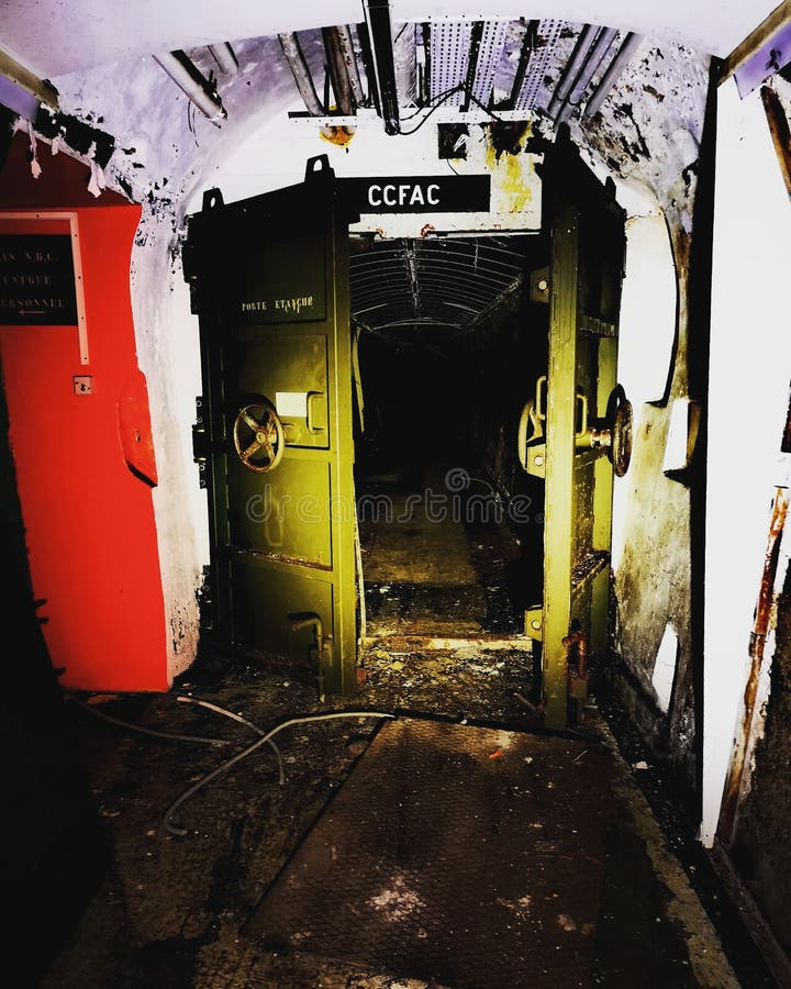 Abandoned bunker editorial image. Image of iron, bunker - 127443070