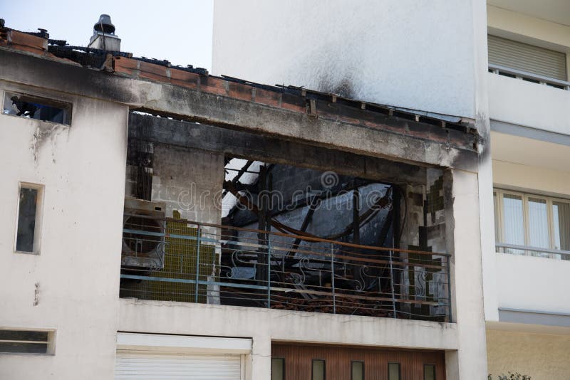 Abandoned and Burned-out House, Old House Stock Photo - Image of roof ...