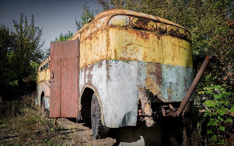 Abandoned bus stock image. Image of wreck, rusty, liquidators - 81188171